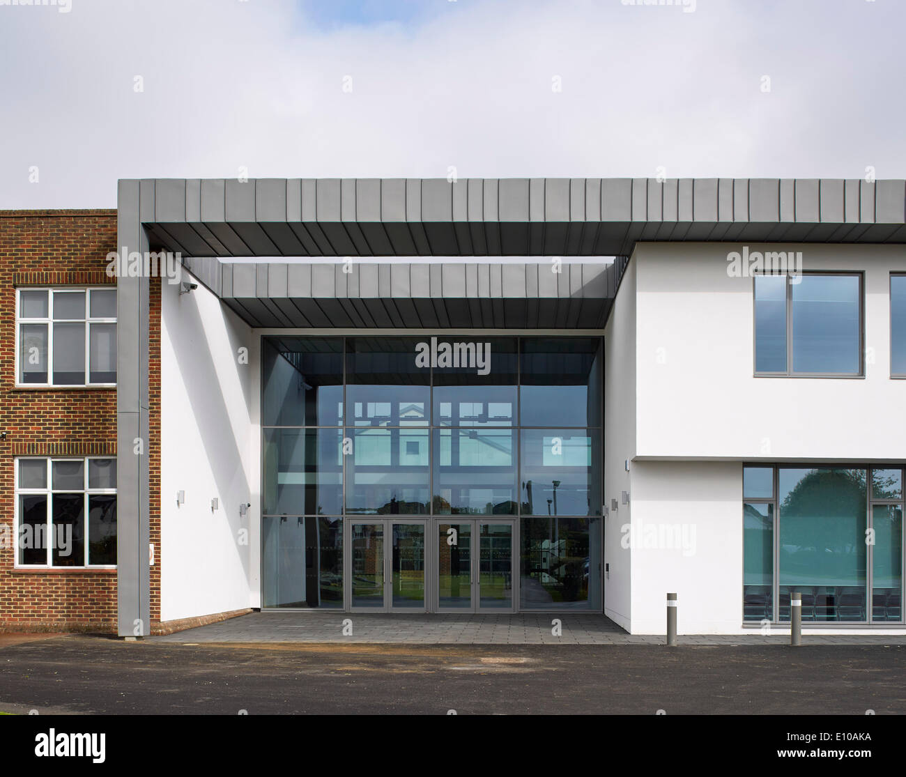 The lady eleanor holles school hi-res stock photography and images - Alamy