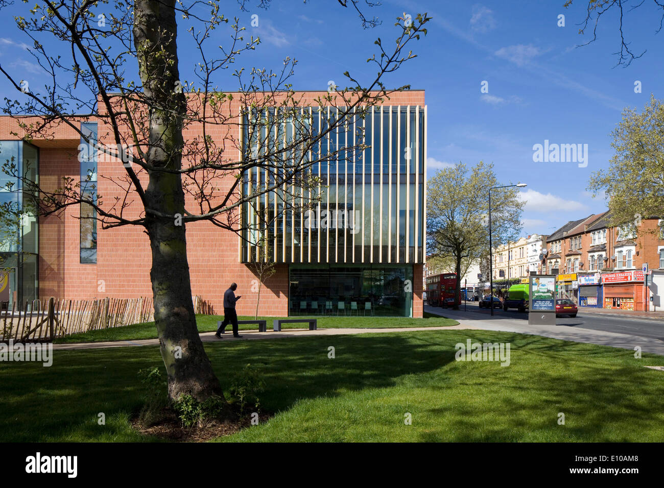East ham high street london hi-res stock photography and images - Alamy