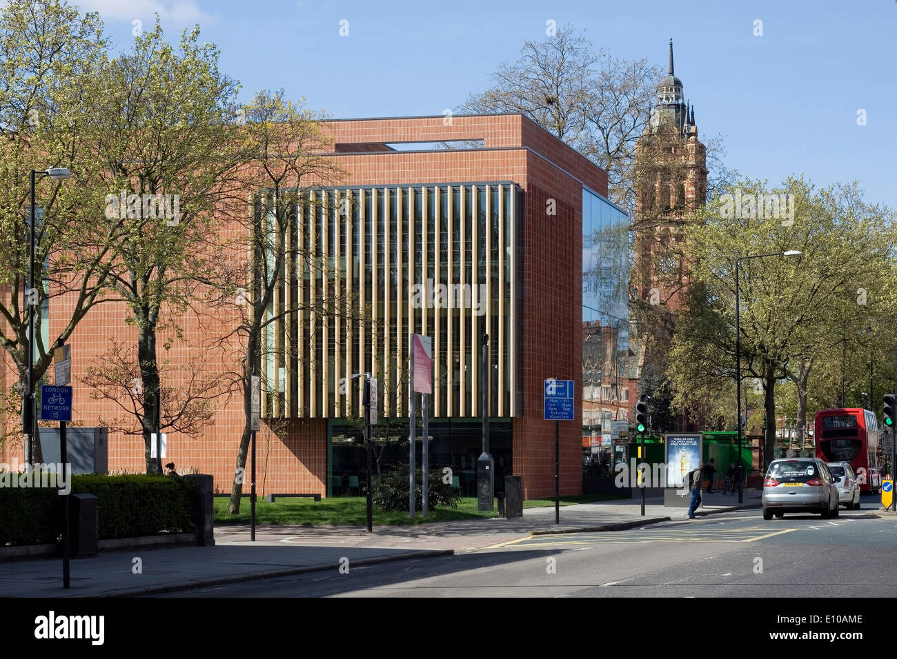 East ham high street london hi-res stock photography and images - Alamy