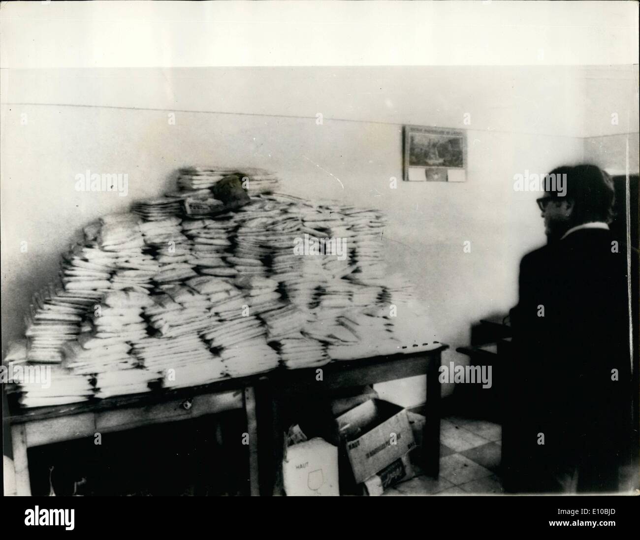 Mar. 03, 1972 - Huge Haul of Heroin Seized: French customs officers at ...