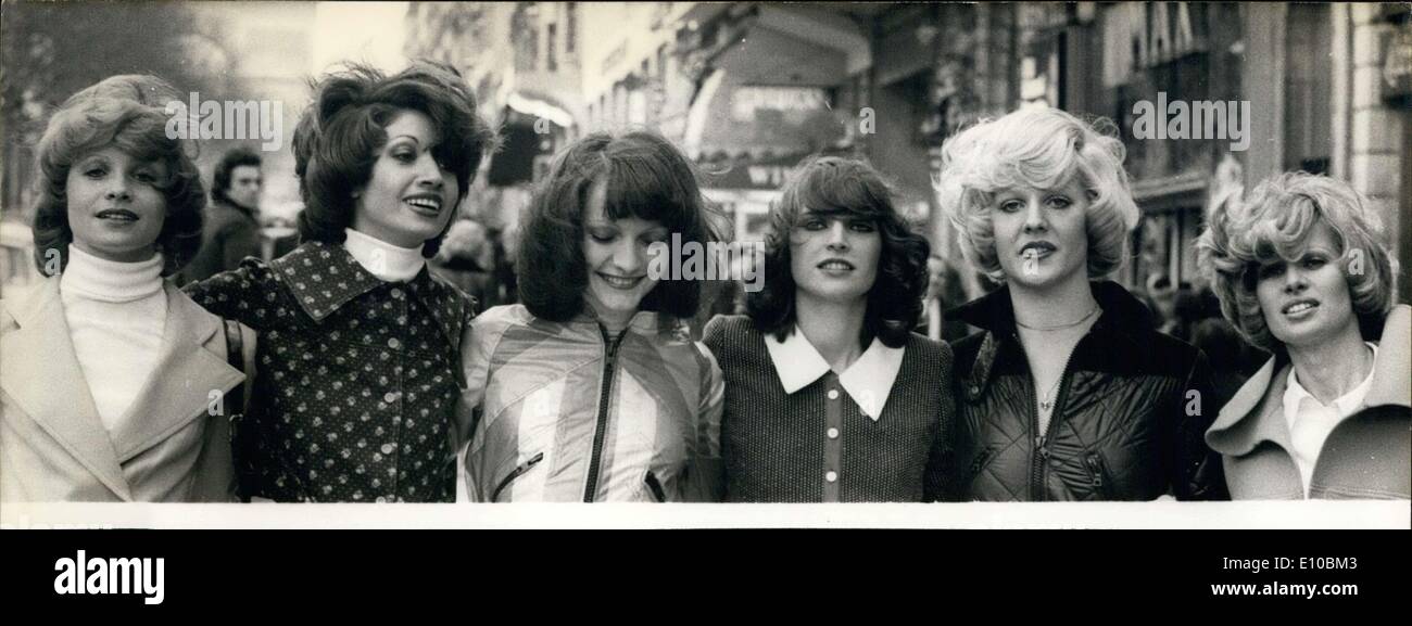 1972 models hi-res stock photography and images - Alamy