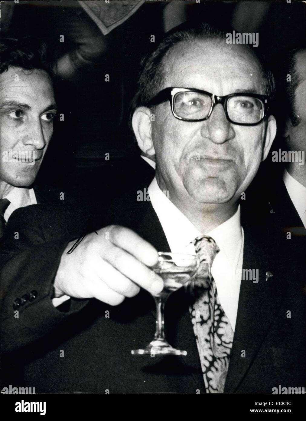 Mar. 26, 1972 - Dom Mintoff Signs The Anglo-Maltese Defence Agreement ...