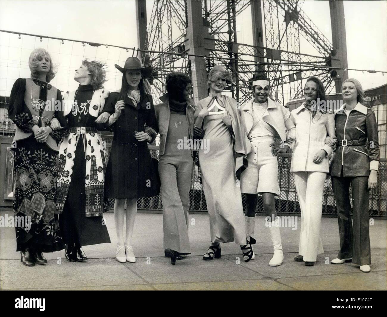 1972 models hi-res stock photography and images - Alamy