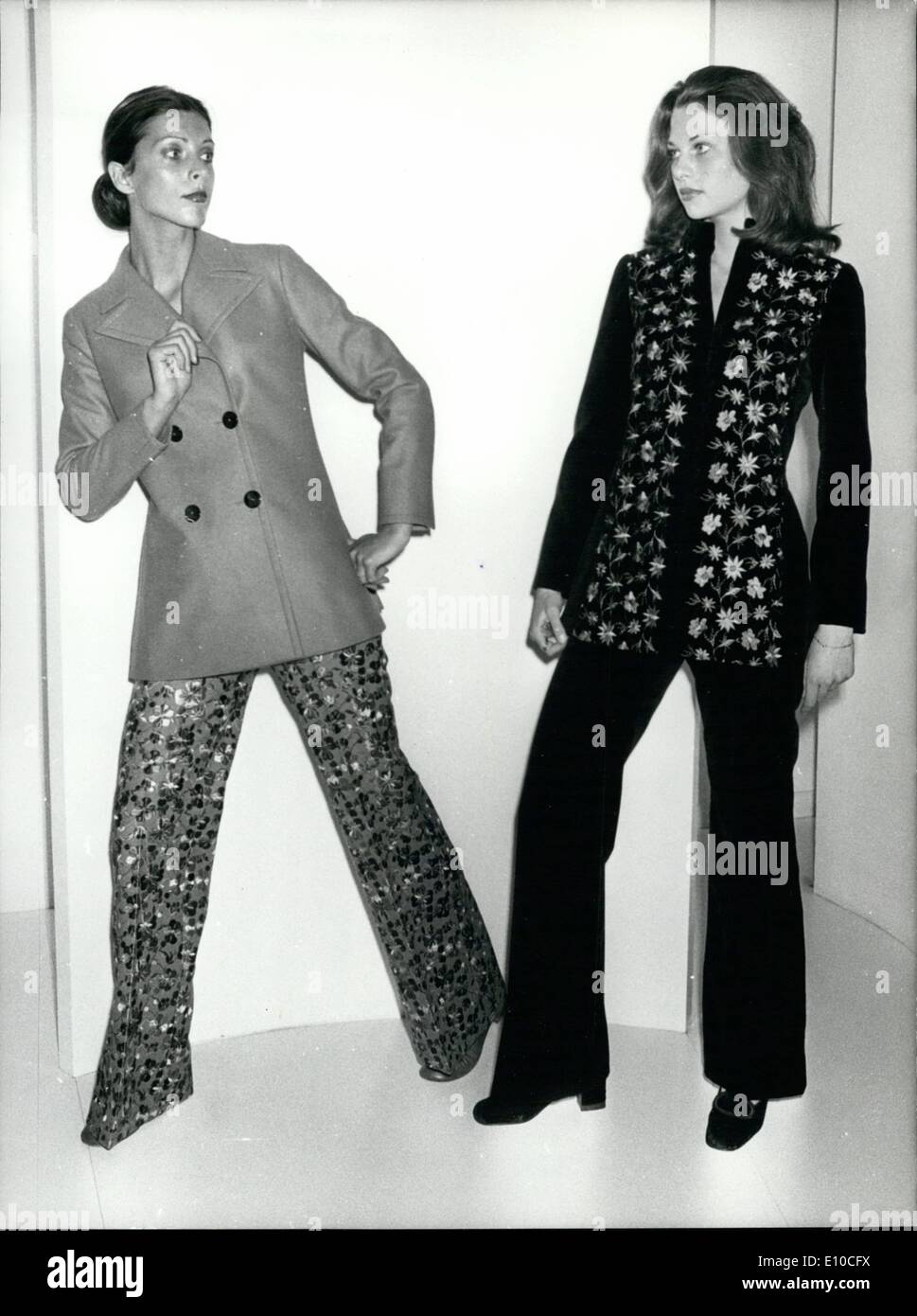 1972 models hi-res stock photography and images - Alamy