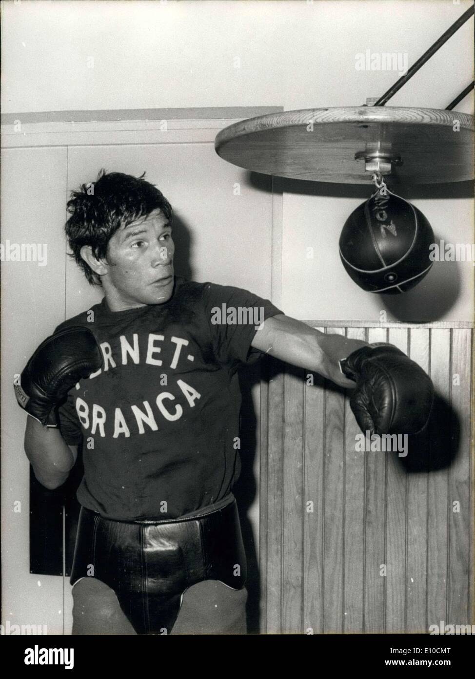 Carlos monzon hi-res stock photography and images - Alamy