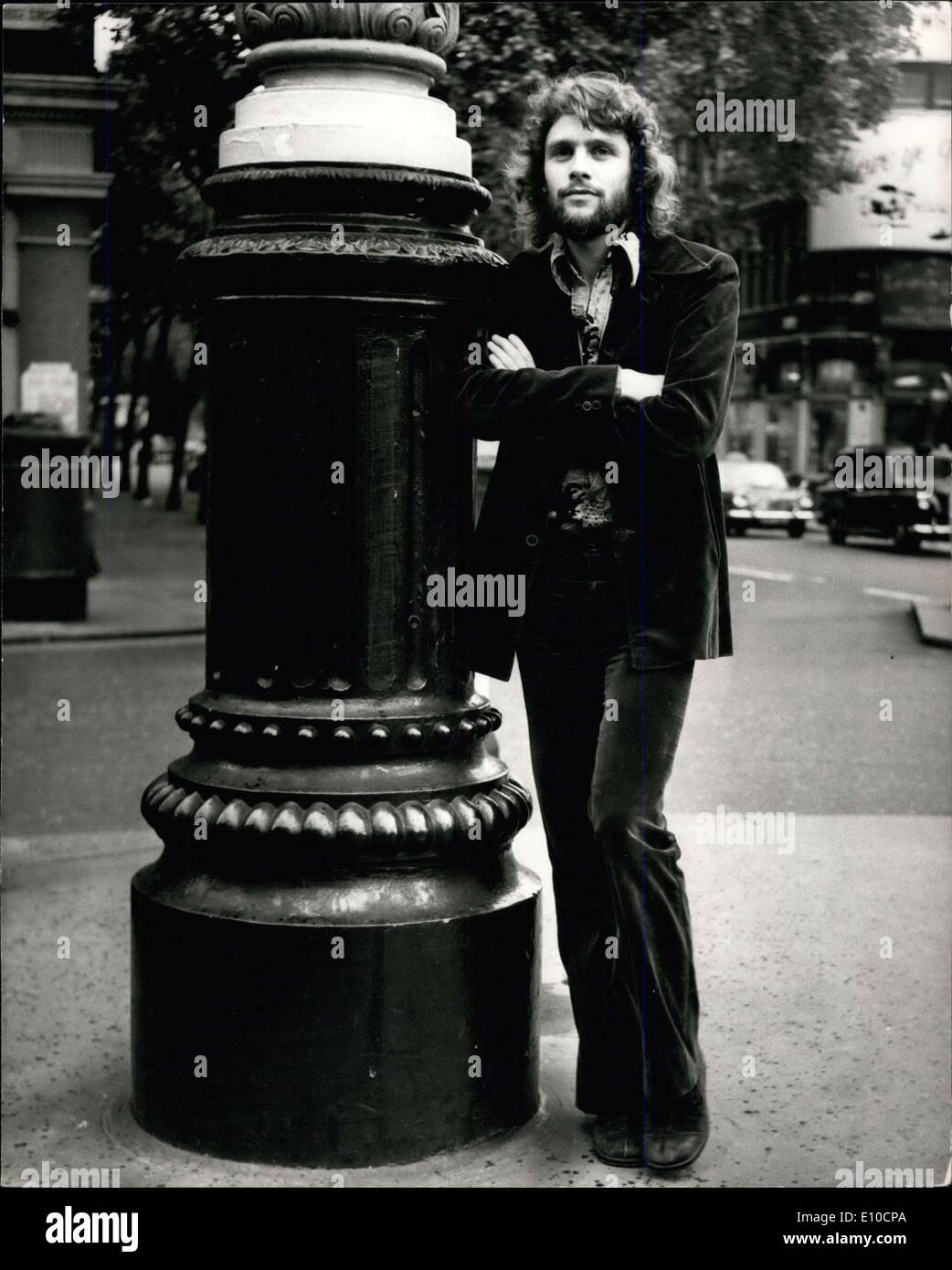 Paul Nicholas High Resolution Stock Photography and Images - Alamy