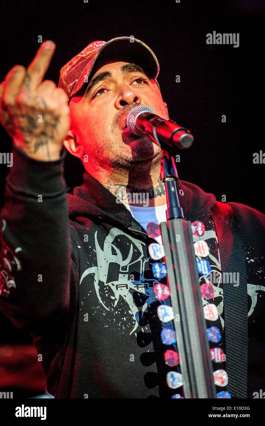 Staind band hi-res stock photography and images - Alamy