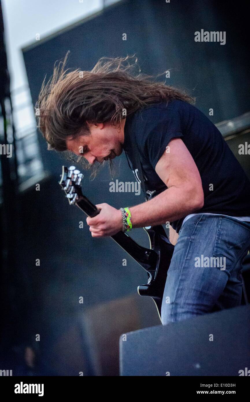 Staind band hi-res stock photography and images - Alamy