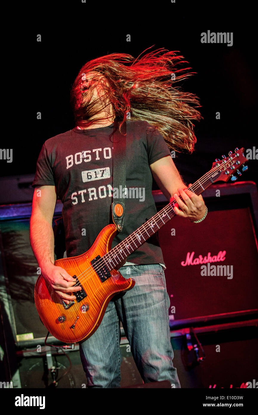 Staind band hi-res stock photography and images - Alamy
