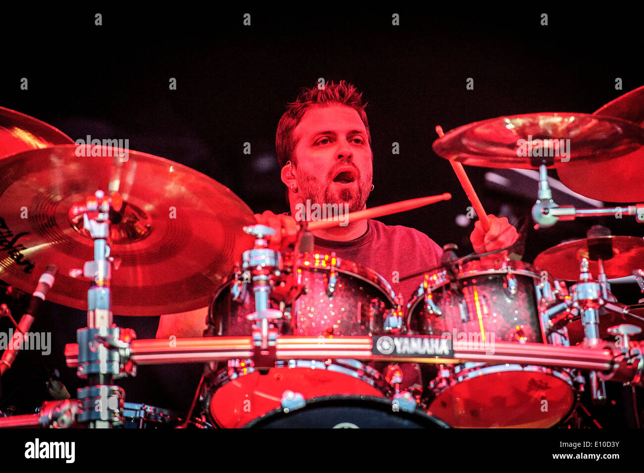 Columbus, Ohio, USA. 16th May, 2014. American rock band STAIND on stage ...