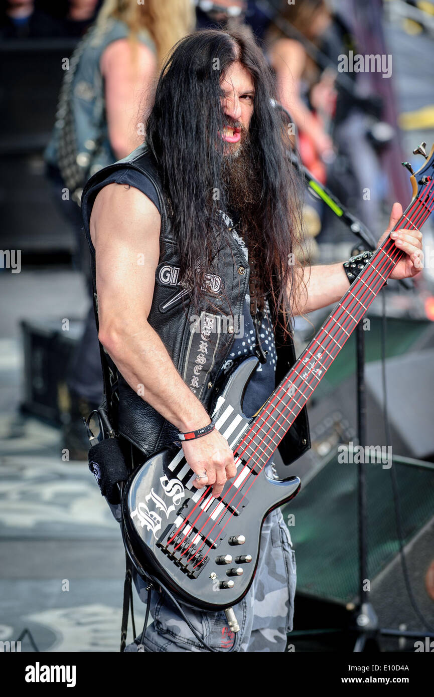 Columbus, Ohio, USA. 16th May, 2014. Heavy metal bandon 'Black Label ...