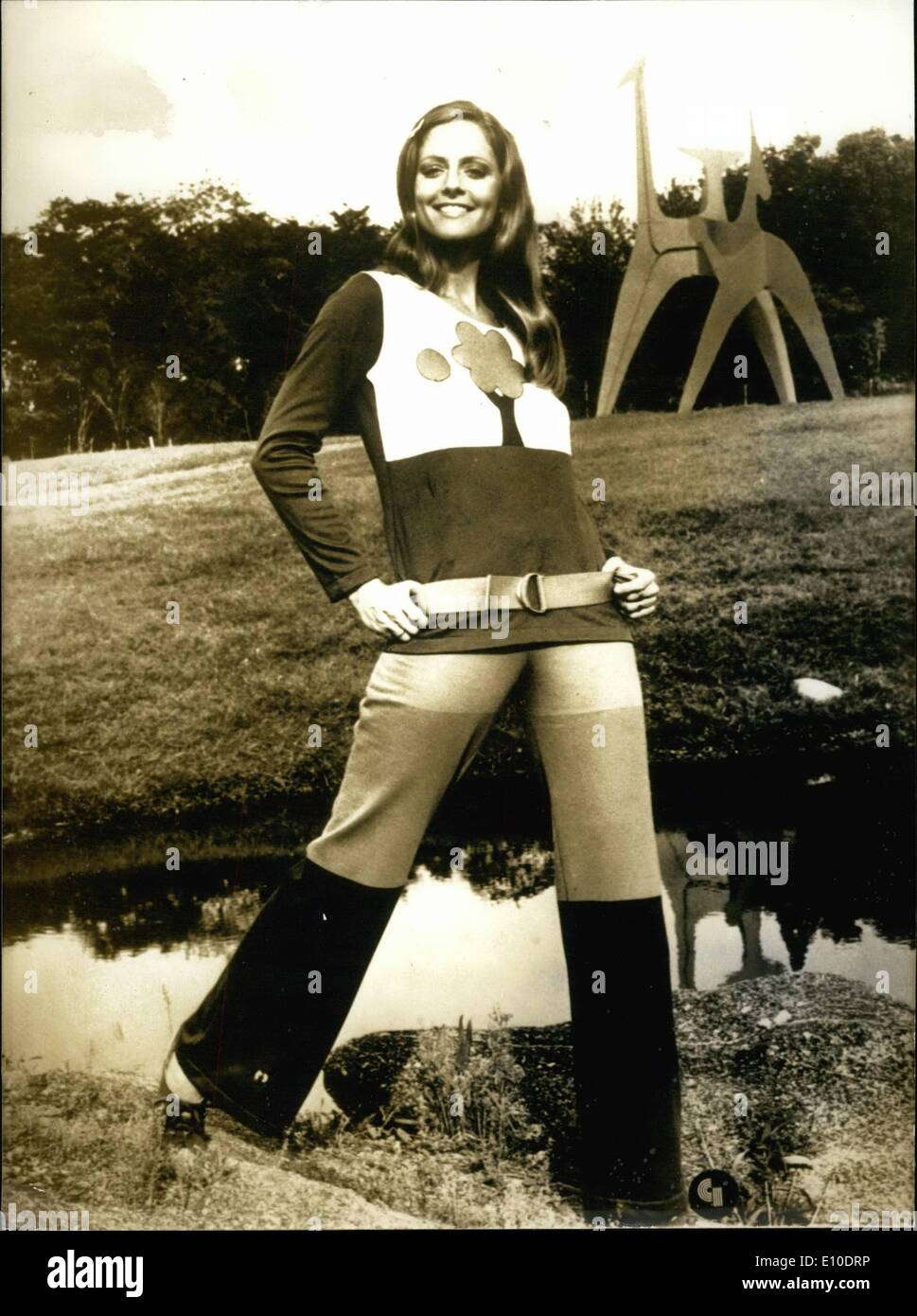 May 05, 1972 - Singer Dalida Rehearsing Stock Photo - Alamy