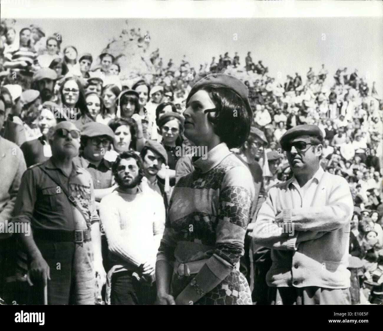 May 05, 1972 - Anti-Franco Rally o 10,000 Carlists. An anti-Franco ...