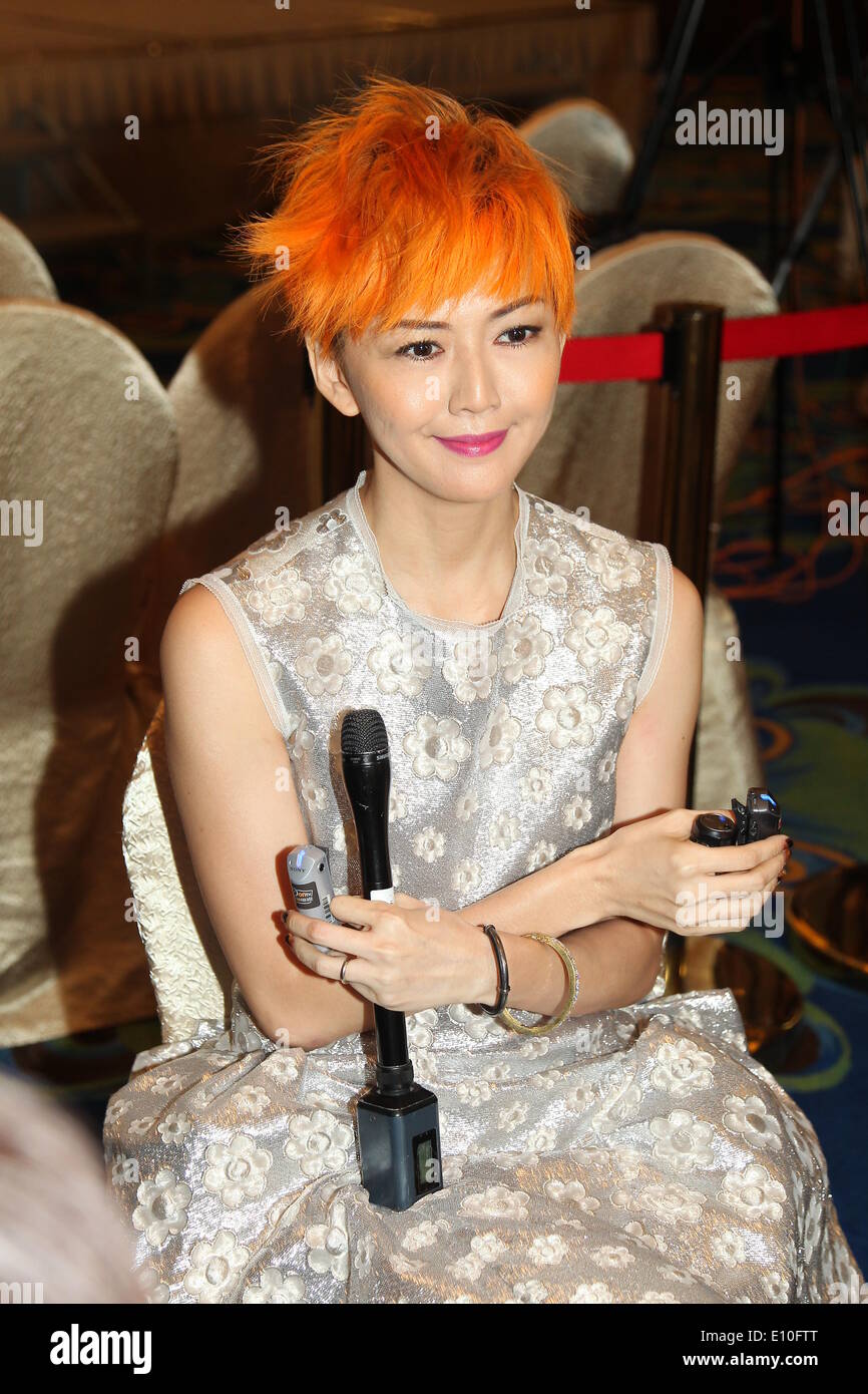 Singer Stefanie Sun attends press conference of her tour concert in ...