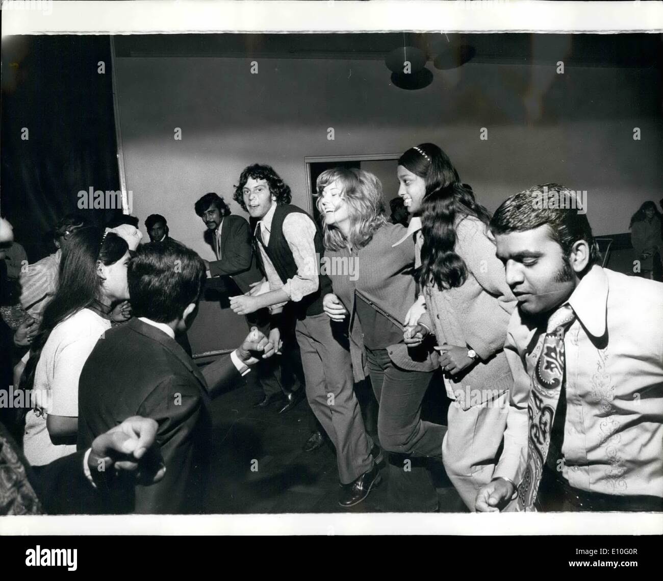 Oct. 10, 1972 - Ugandian Asians Join In Rock 'N' Roll Session: As they ...