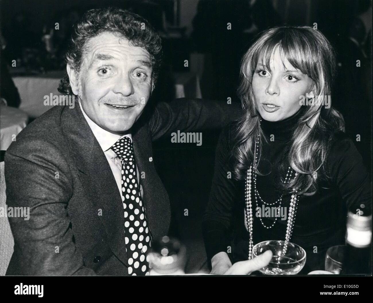 Jan hunt actress hi-res stock photography and images - Alamy