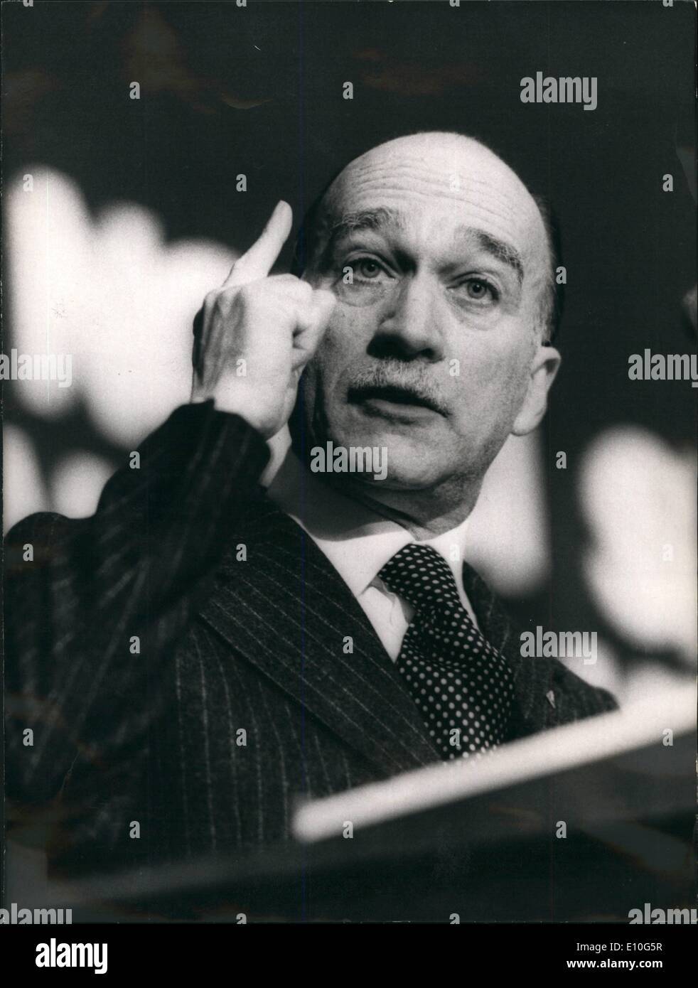 Fascist party hi-res stock photography and images - Alamy