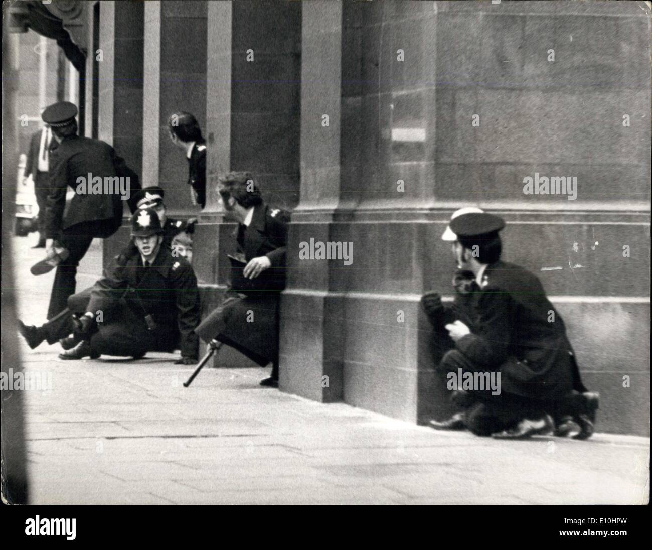 Indian raid hi-res stock photography and images - Alamy