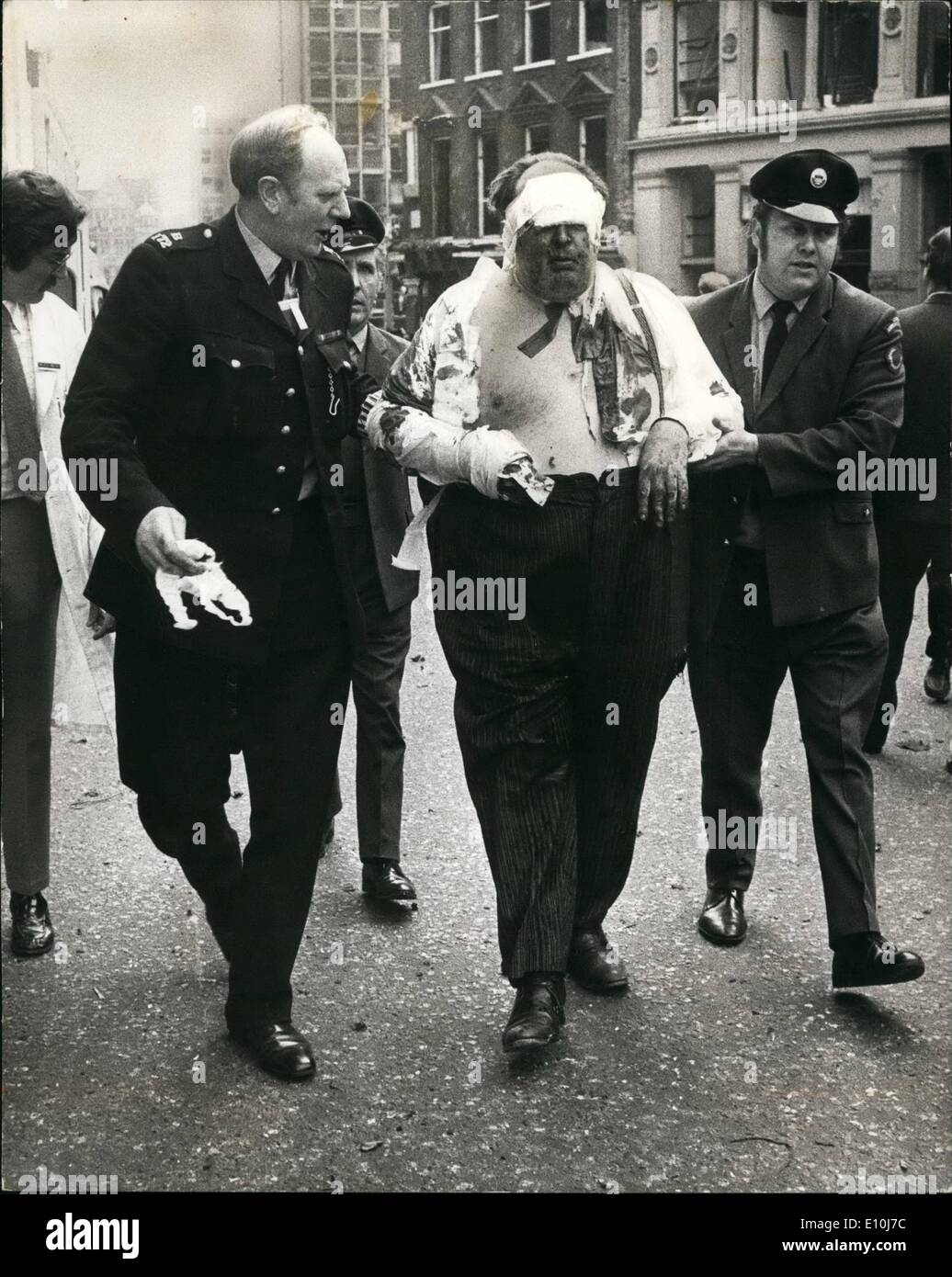 Explosion outside old bailey hi-res stock photography and images - Alamy