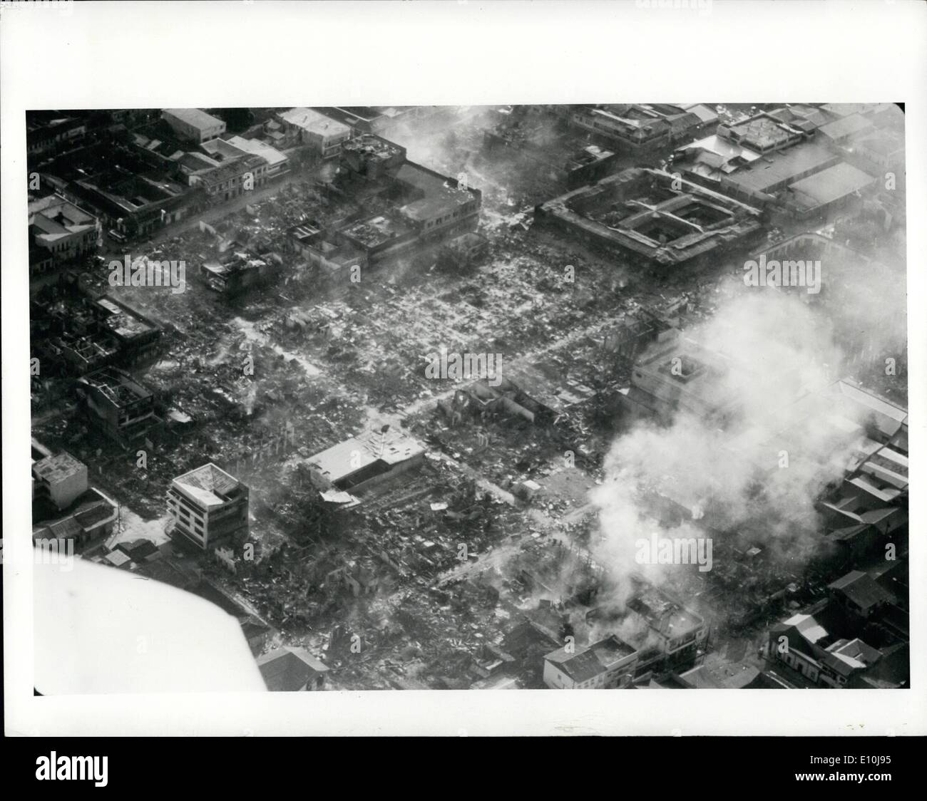 12 1972 hi-res stock photography and images - Alamy