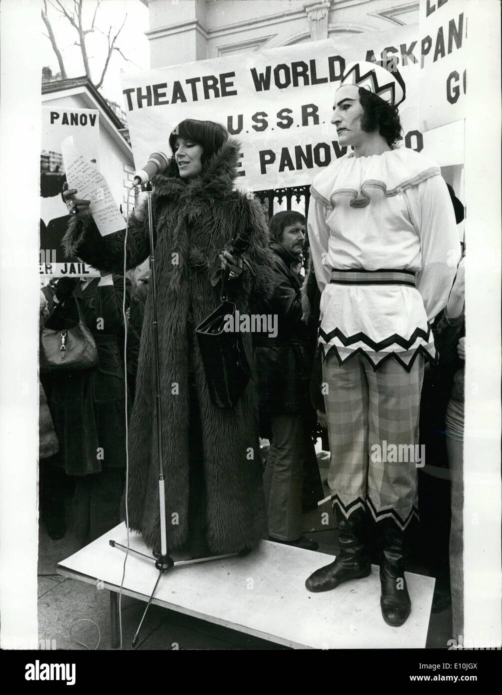 Mar. 03, 1973 - Support For Valery Panov- Photo Shows:- Actress Fenella ...