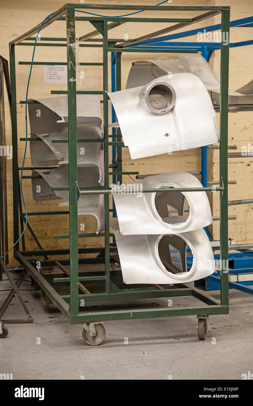 Cars being hand built car hi-res stock photography and images - Alamy