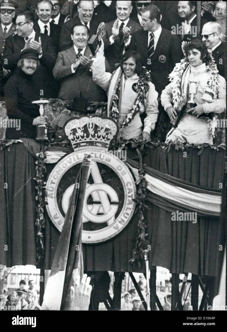 1973 fittipaldi wins spanish grand prix hi-res stock photography and ...