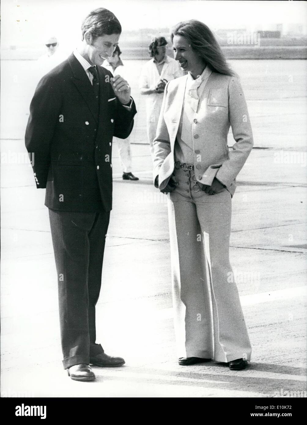 May 05, 1973 - The Queen with Prince Philip and their children fly in ...