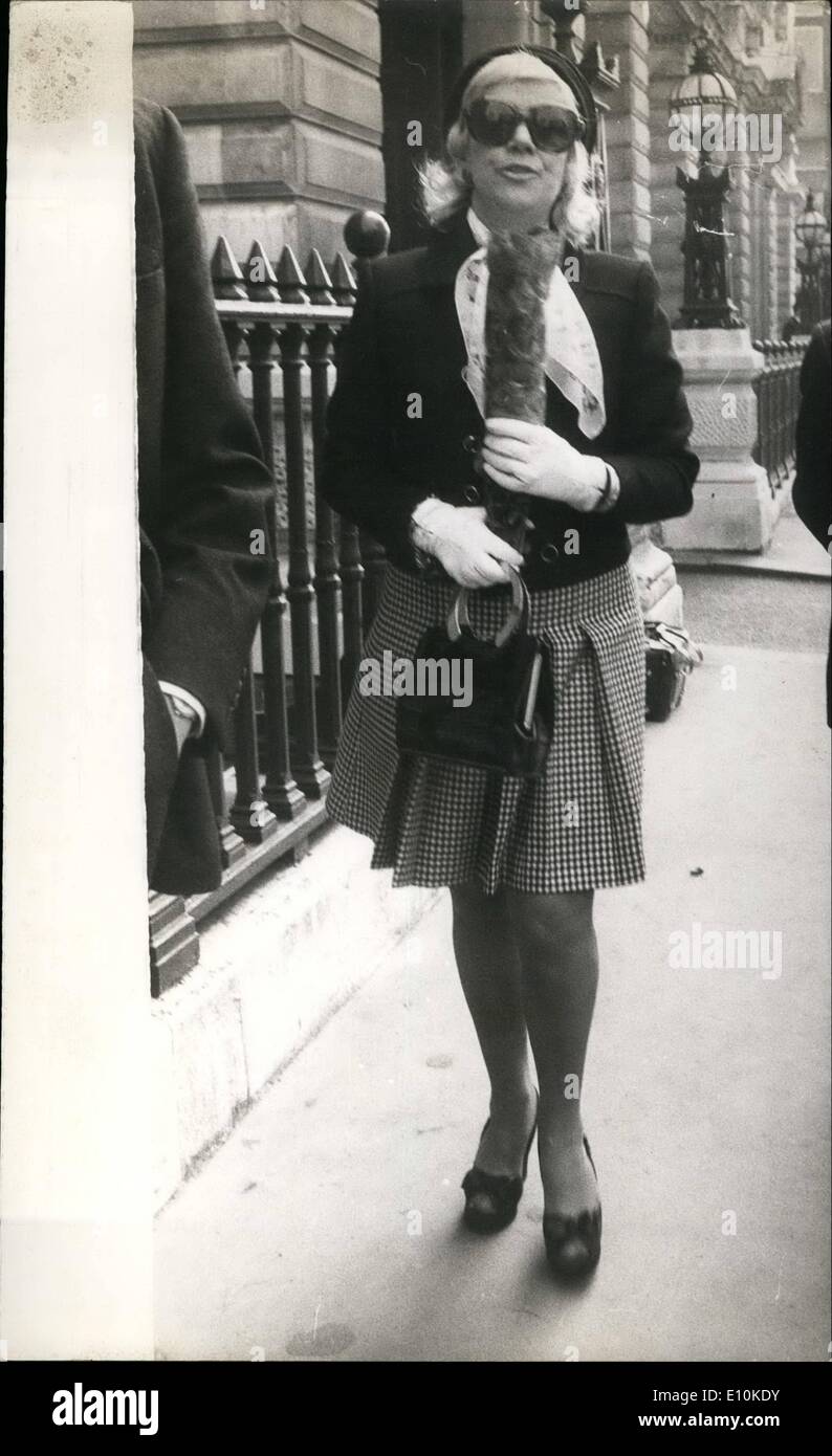 May 05, 1973 - Nine Accused In BBC Payola Case: Singer Dorothy Squares ...