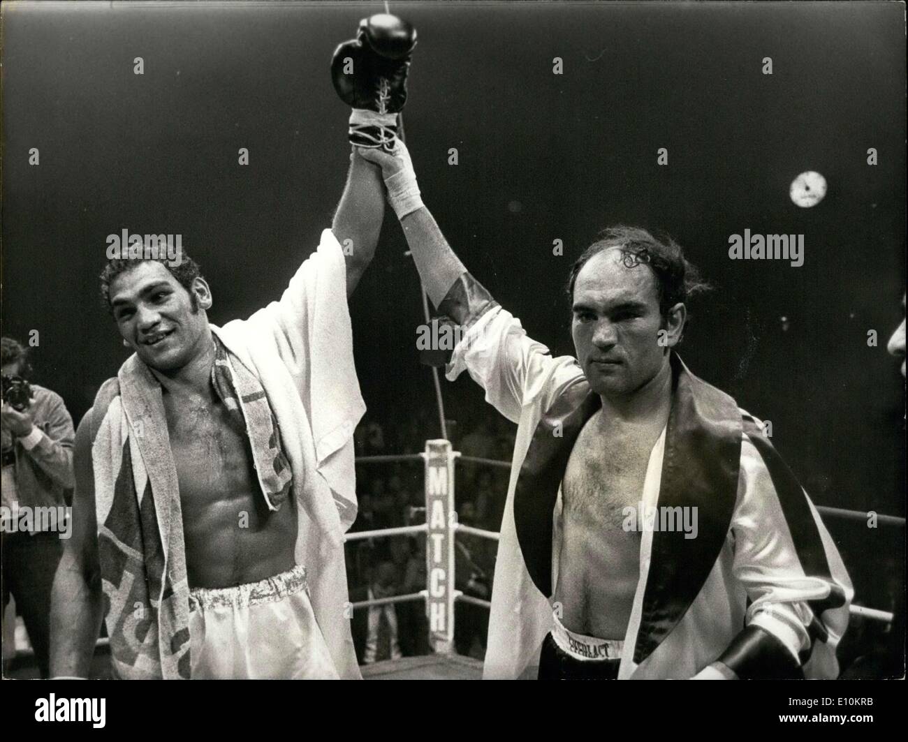 15 arm hi-res stock photography and images - Alamy