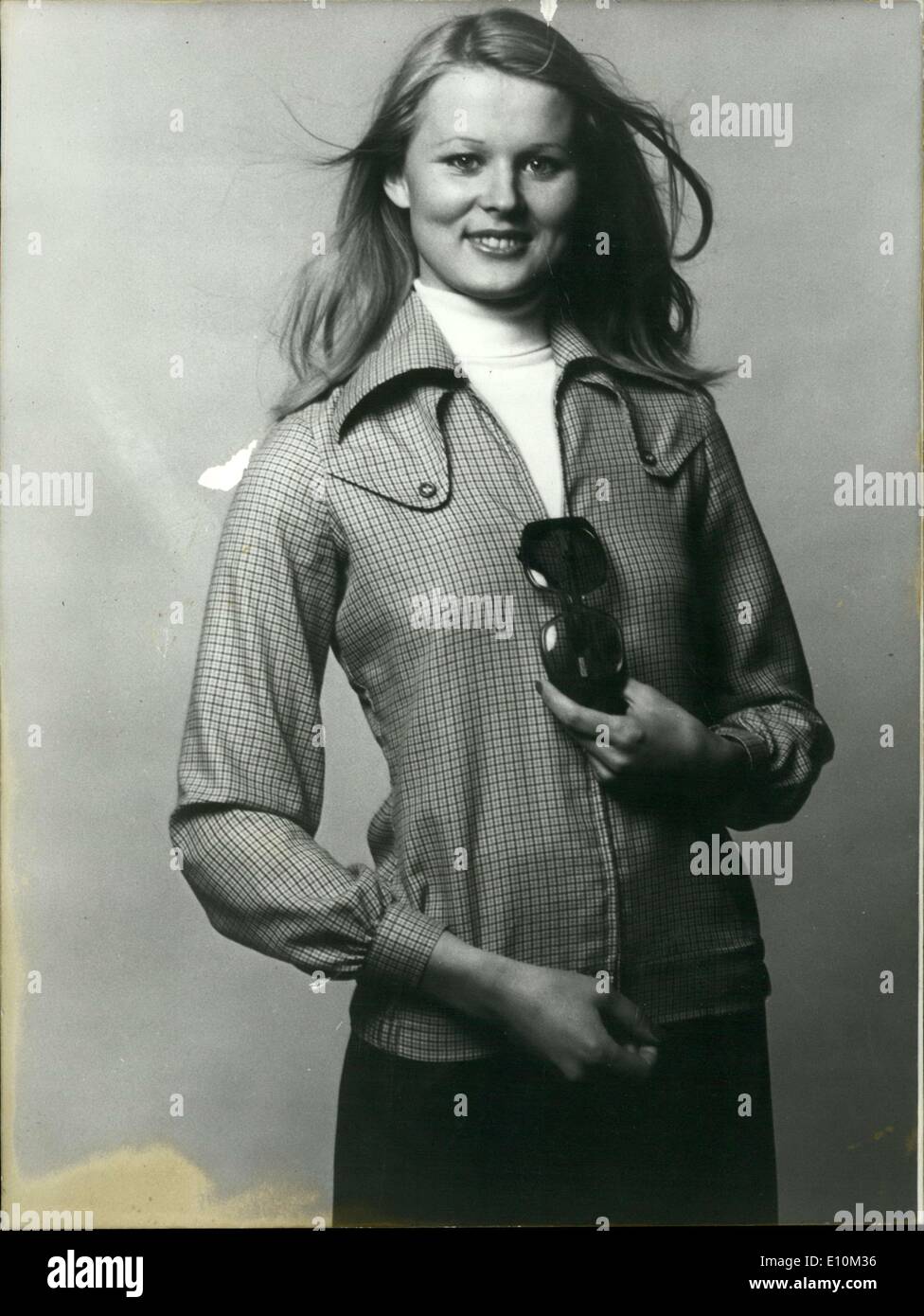 Jun. 05, 1973 - Adrienne Lemaux made this ravishing checkered sage ...