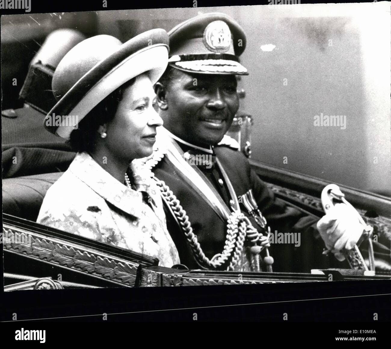 General gowon hi-res stock photography and images - Alamy