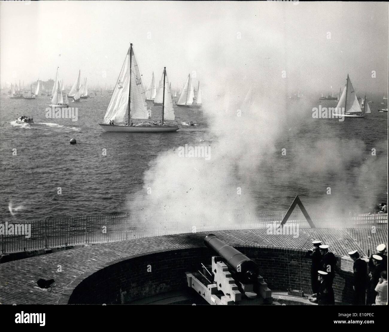 Old Ships Firing Cannons Sailinig