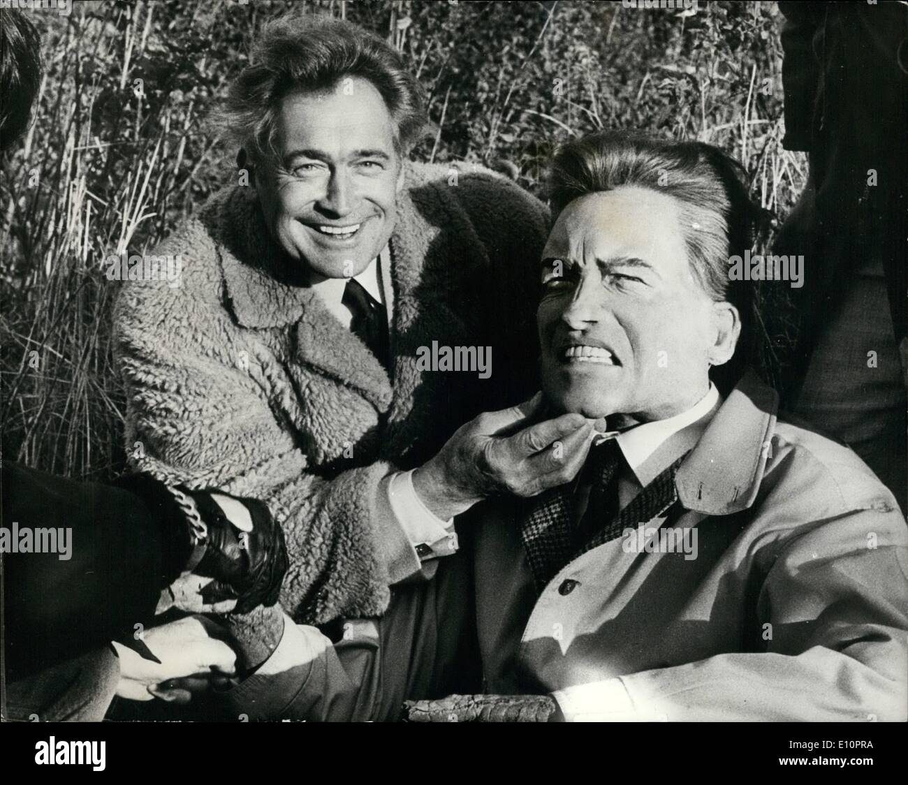 The chase sequence hi-res stock photography and images - Alamy