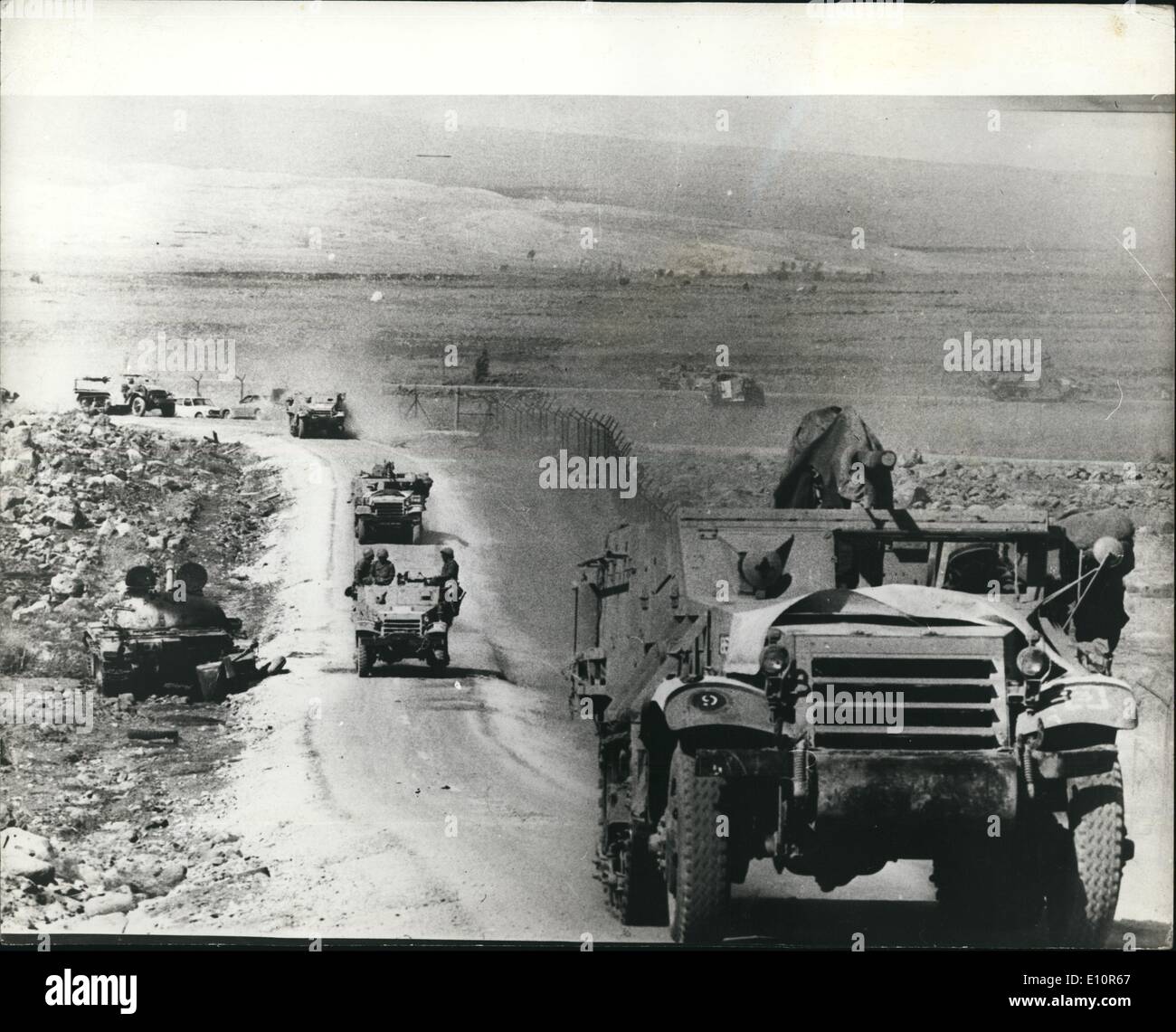 Oct. 10, 1973 - The War in the Middle East : An Israeli armoured column ...