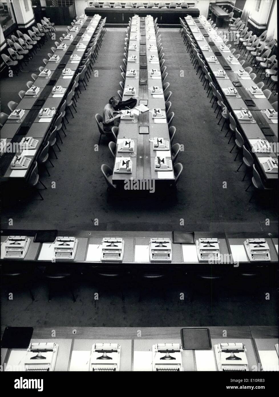 Dec 12 hi-res stock photography and images - Alamy