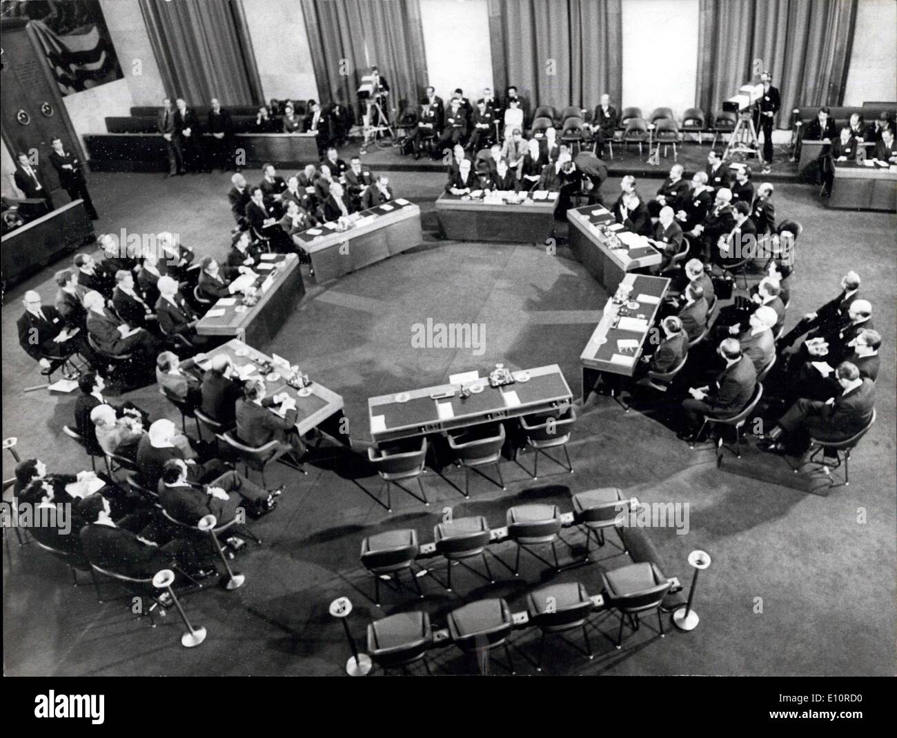 Geneva conference hi-res stock photography and images - Alamy