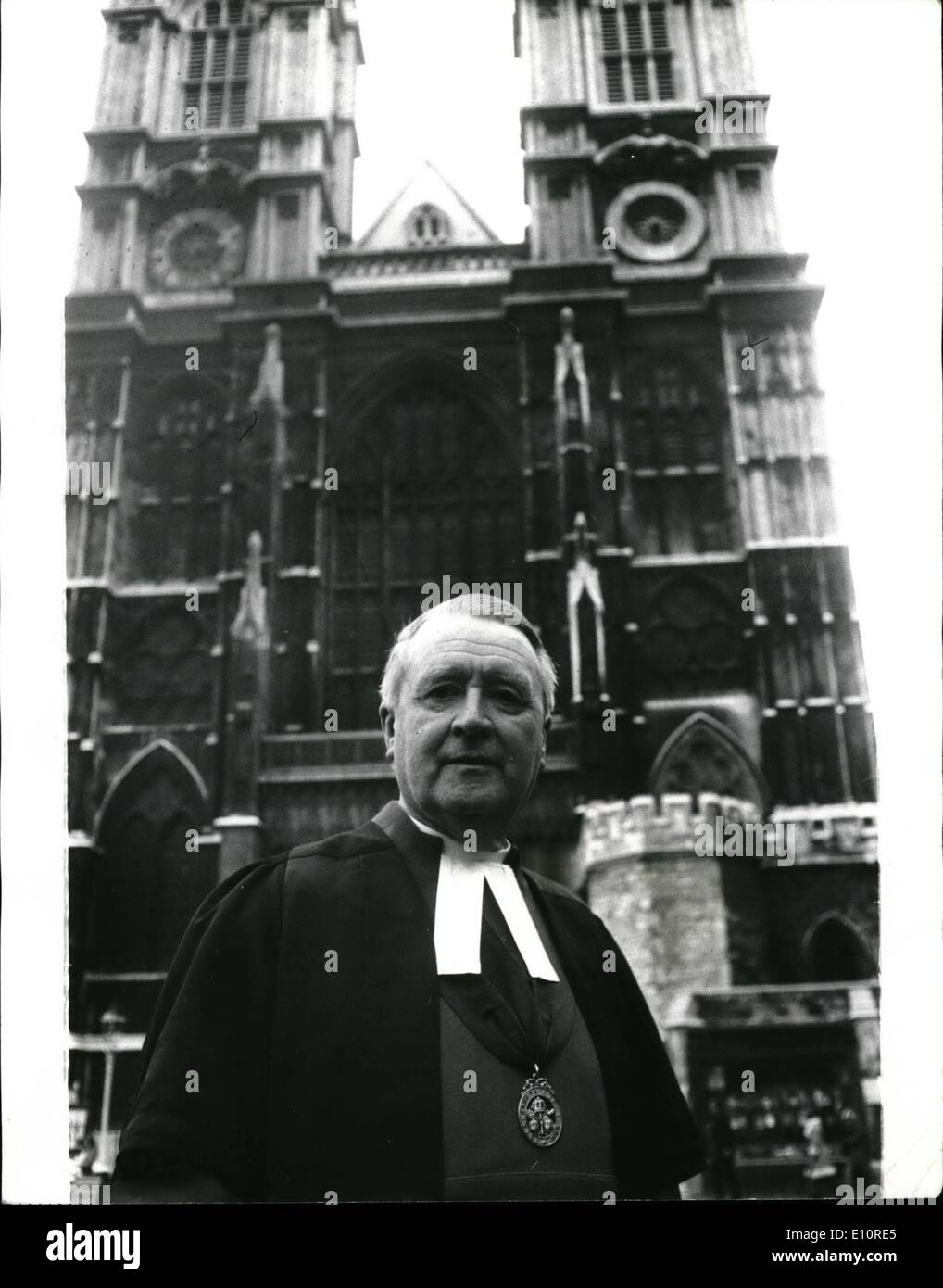 Princess anne captain mark phillips hi-res stock photography and images ...