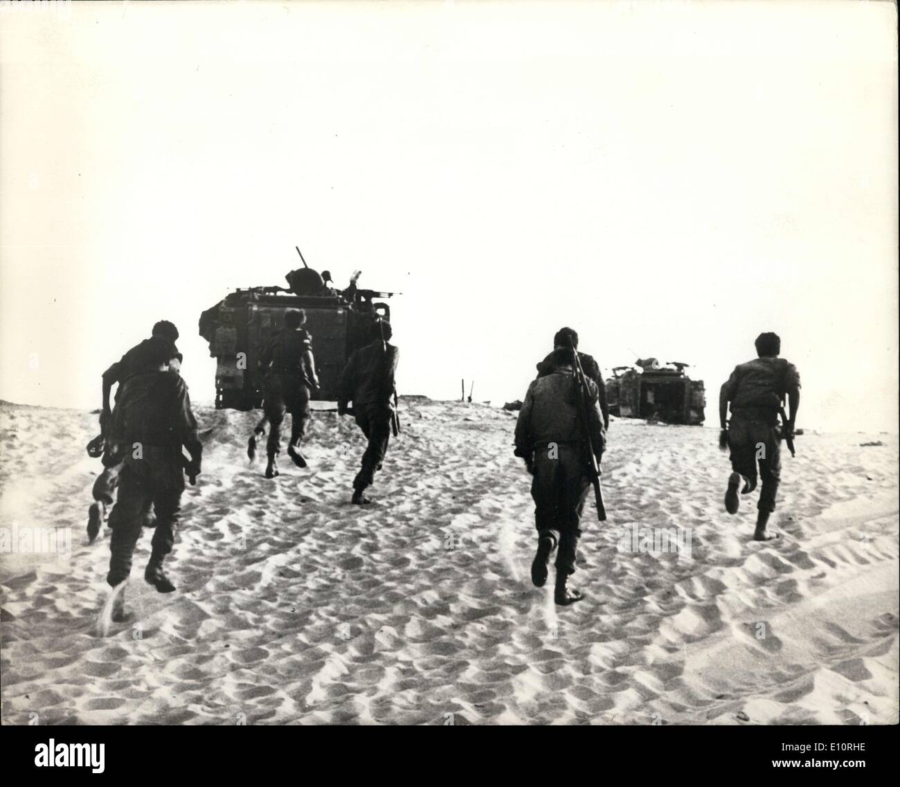 Oct. 17, 1973 - The War In The Middle East: Israeli troops seen ...