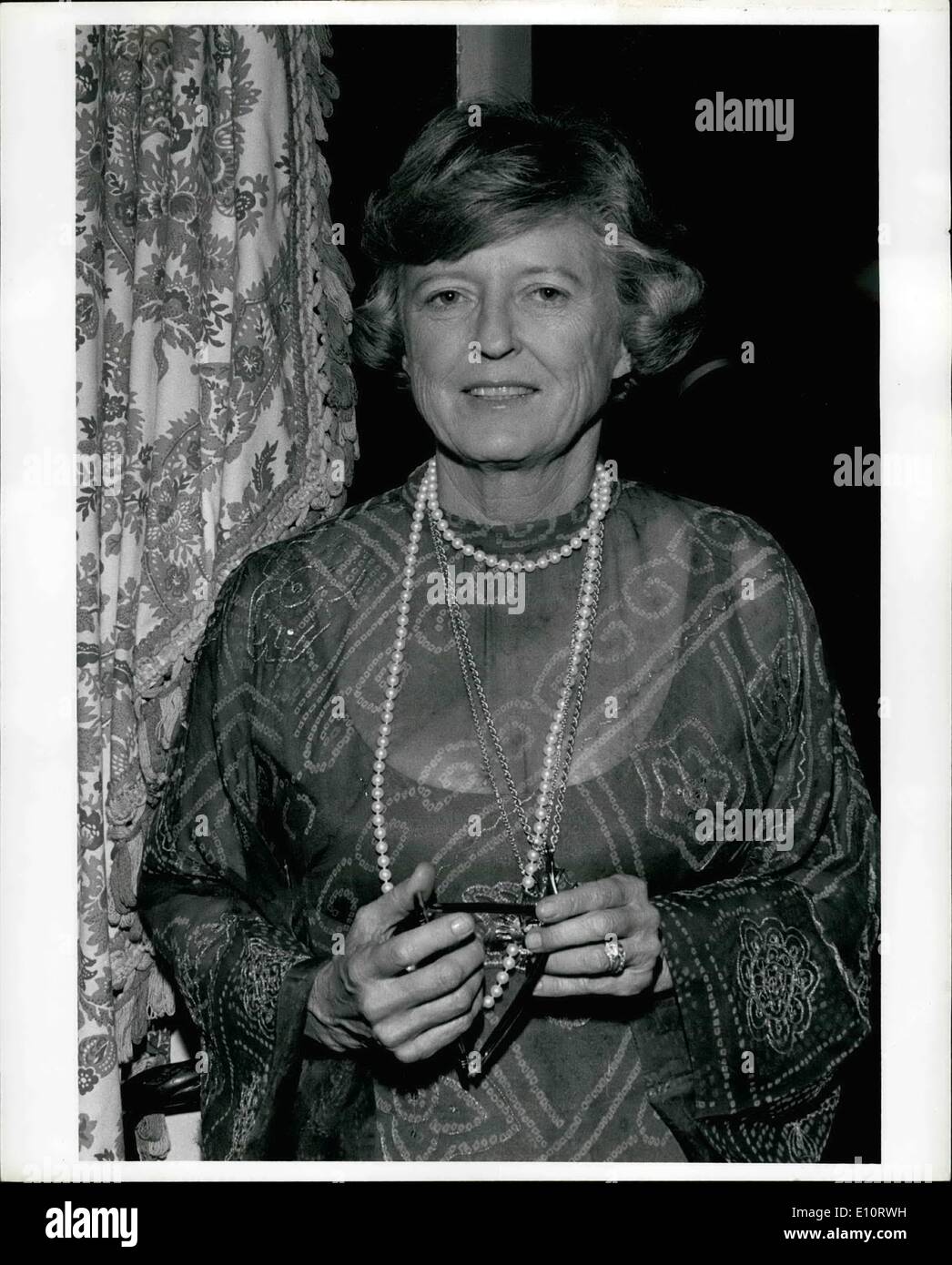 Mar. 03, 1974 - Scottie Lanihan Smith at the ''Great Gretsky '' opening ...