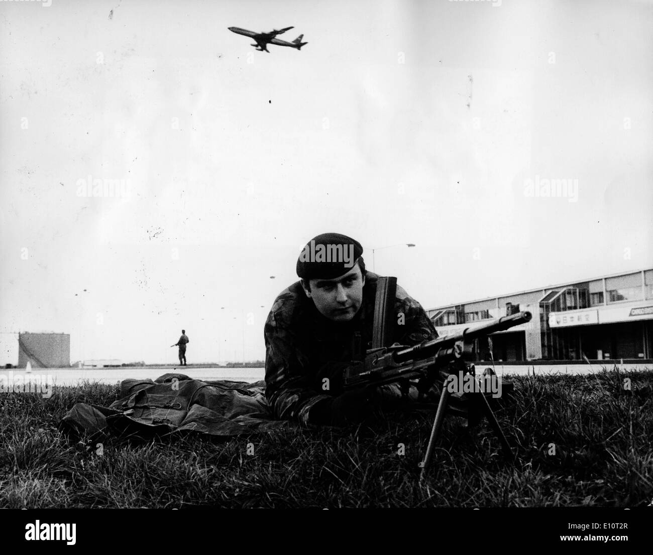 Soldier black watch Black and White Stock Photos & Images - Alamy