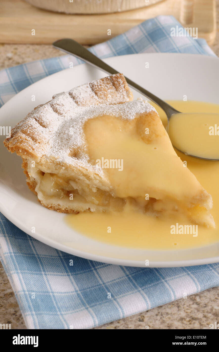Apple Pie And Custard Stock Photo Alamy