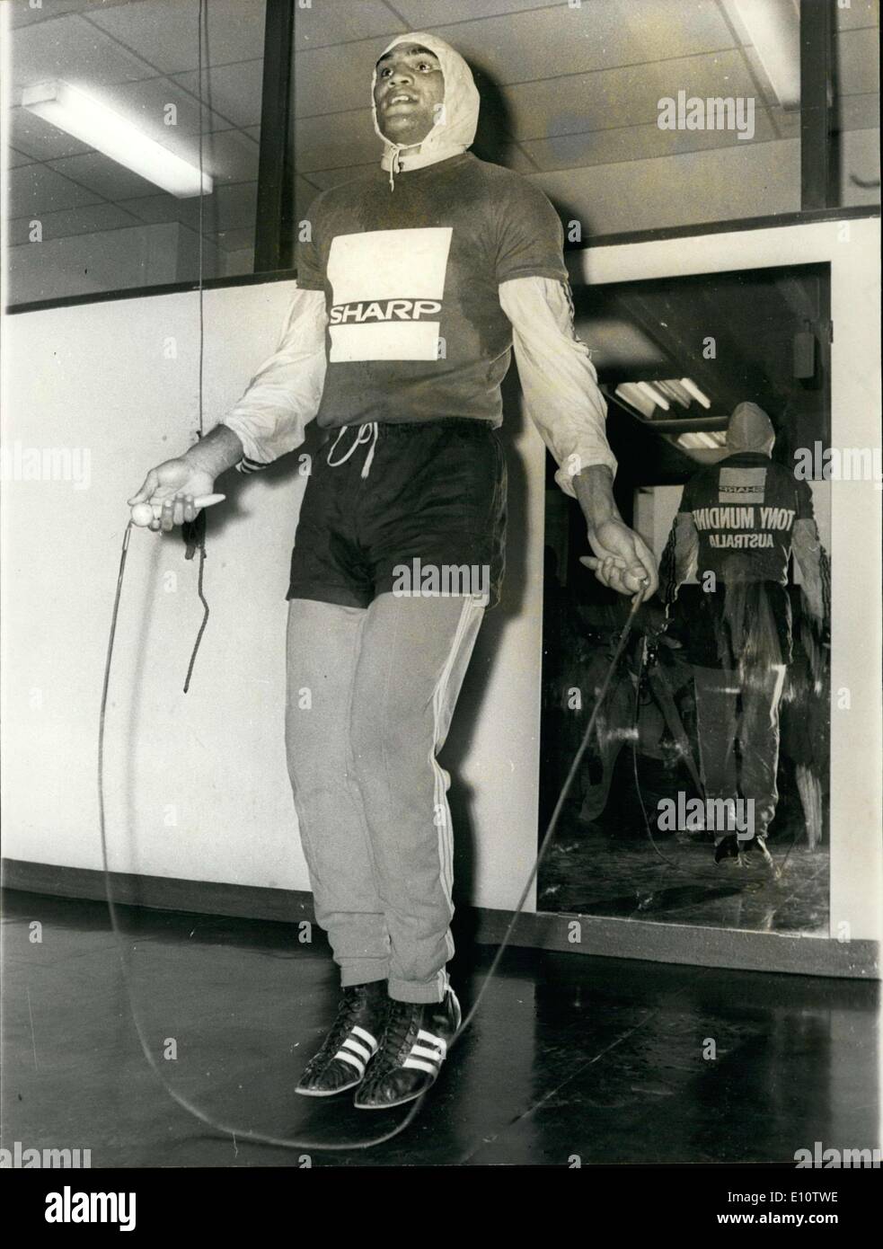 Feb. 19, 1974 - Australian boxer Tony Mundine, training before his ...