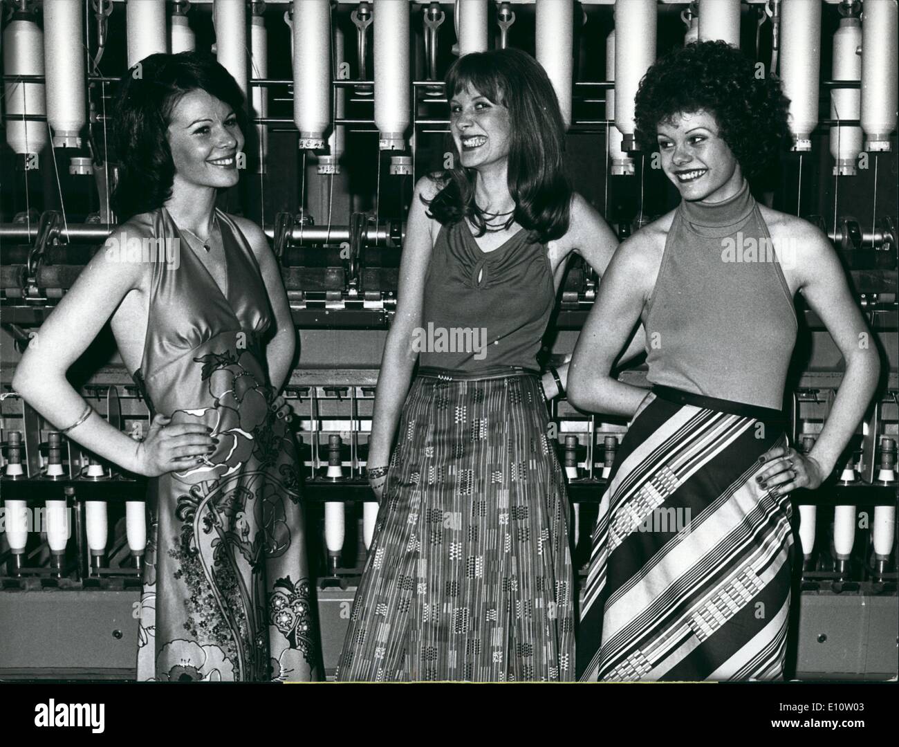 1974 fashion hi-res stock photography and images - Alamy