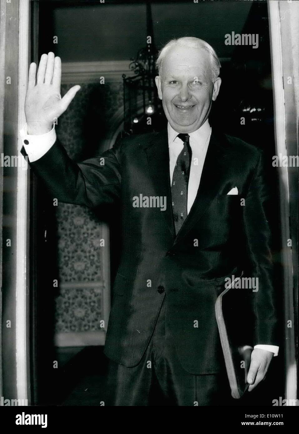 Apr. 04, 1974 - MR. Faulkner arrives in London to see Mr. Wilson after ...