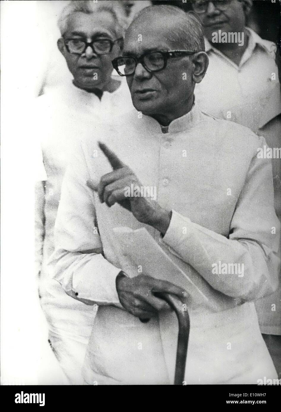 Apr. 18, 1974 - Jayaprakash Holds press Conference: Photo shows ...