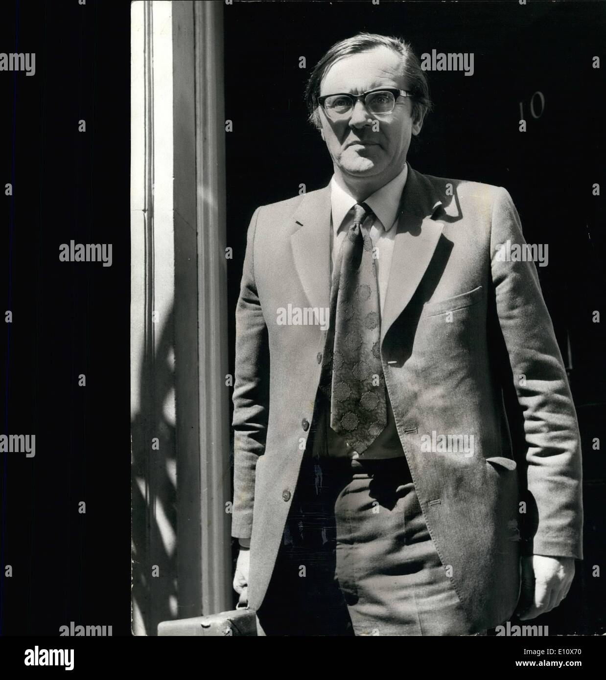 May 05, 1974 - No. 10 meeting on Northern Ireland: Mr. Harold Wilsen ...