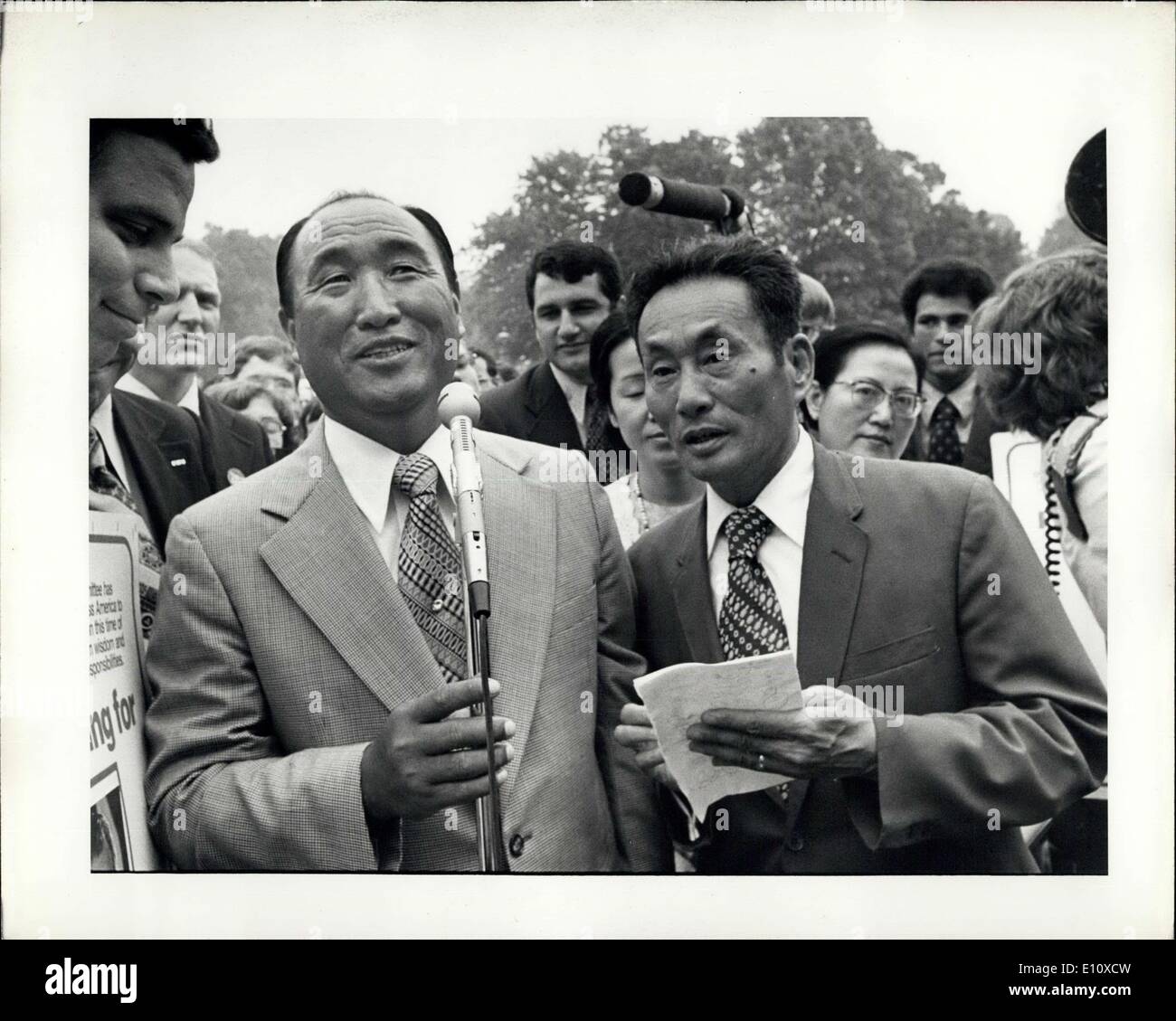 Jul. 25, 1974 - Rev. Sun Myong Moon at Capitol steps addressing the ...