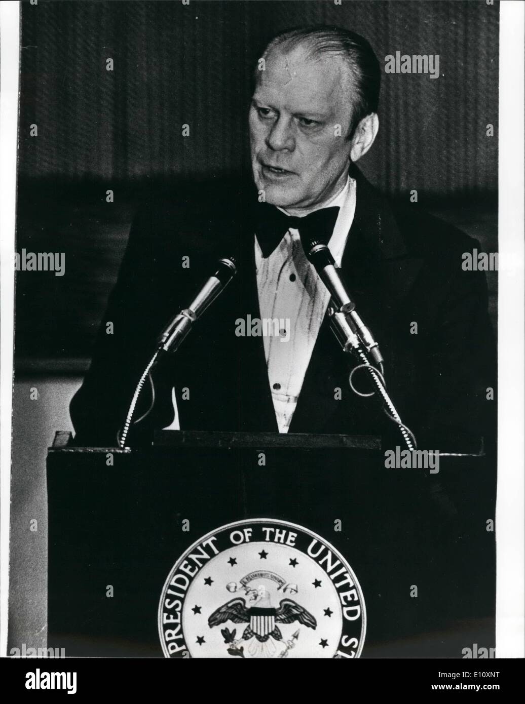 Nixon cabinet hi-res stock photography and images - Alamy