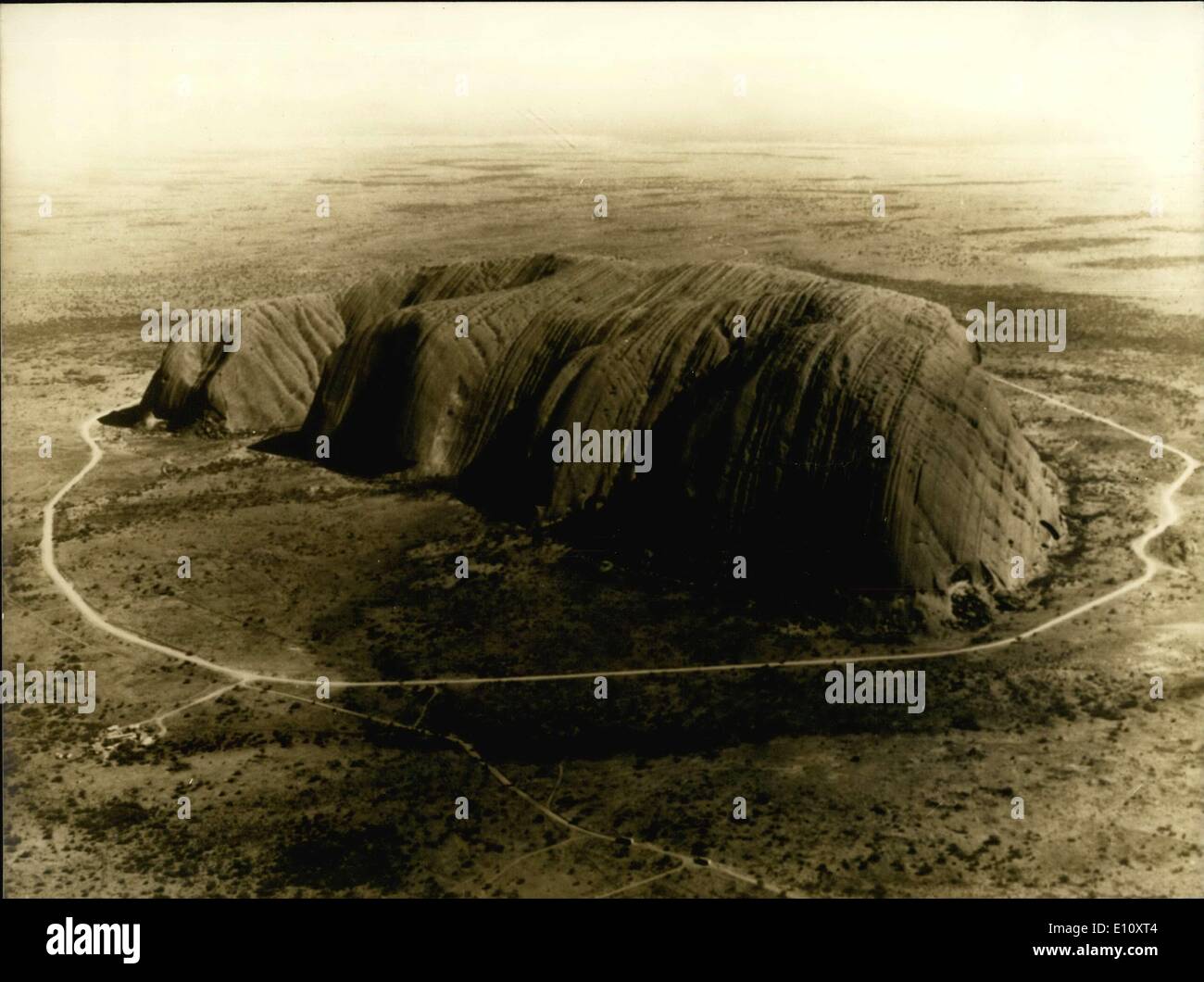 May 31, 1974 - Uluru in Australia's Northern Territory Stock Photo - Alamy
